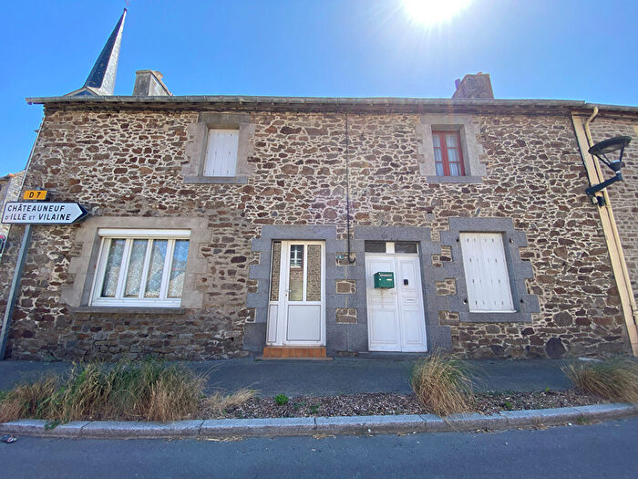 Maison 4 pièces à Saint-Guinoux, à vendre