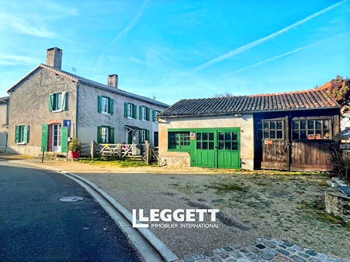 Maison à vendre - Saint-Martial-sur-Isop - 5 pièces - 3 chambres