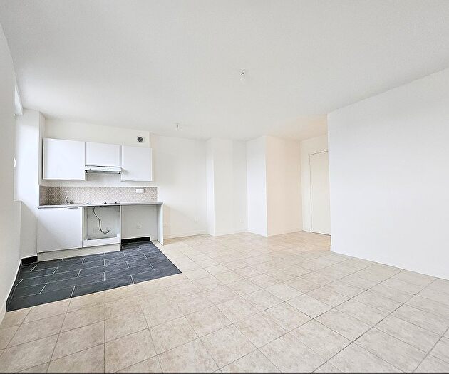 Appartement à louer - Viry-Châtillon, Le Plateau - 2 pièces - 1 chambre