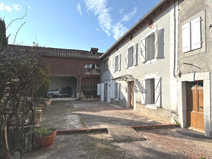 Villeneuve-de-Rivière : Maison 7 pièces à vendre
