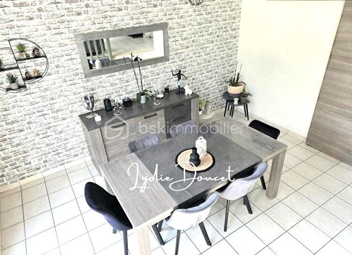 Maison 6 pièces à Magny-le-Hongre, à vendre