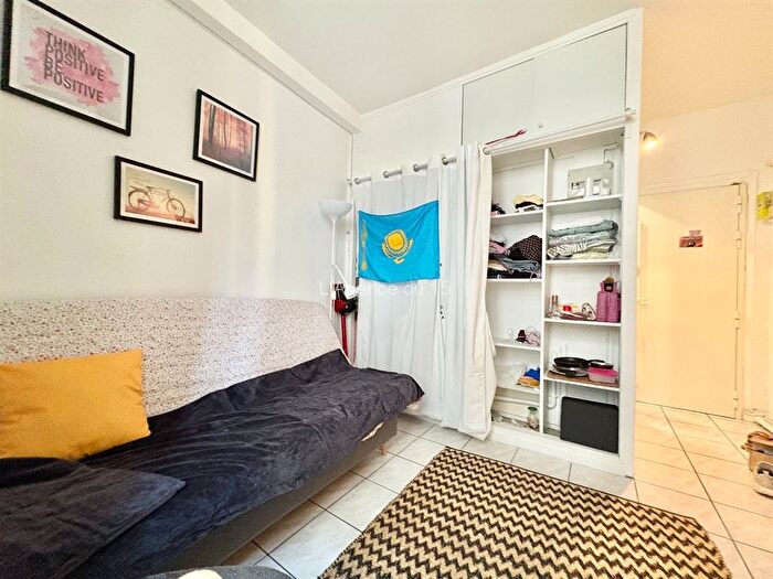 Paris 15ème, Cambronne, Garibaldi - Appartement 1 pièce à vendre