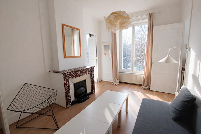 Appartement à louer - Saint-Étienne, La Métare, Le Portail Rouge, Fauriel, Villeboeuf - 2 pièces - 1 chambre