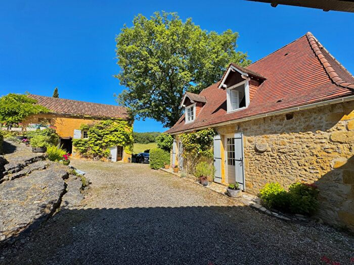 Maison à vendre - Saint-Pompont - 7 pièces - 3 chambres