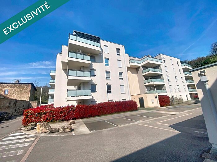 Appartement à vendre - Pont-Évêque - 4 pièces - 3 chambres