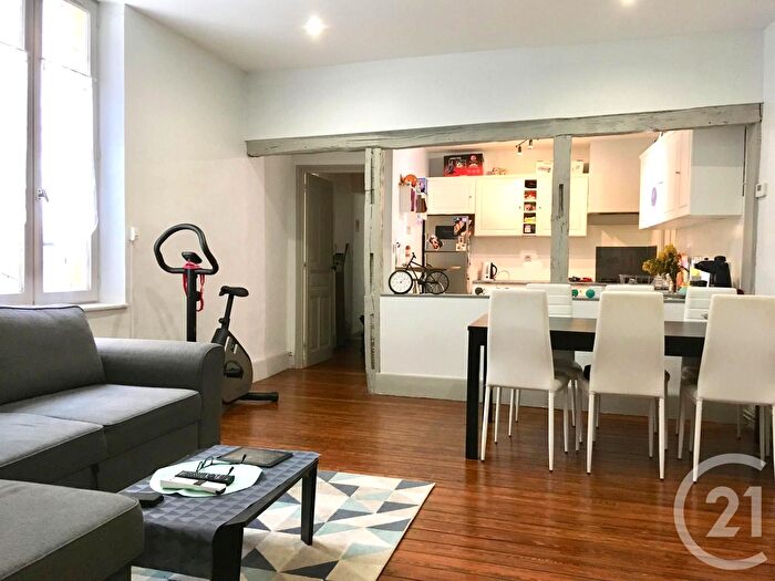 Appartement à vendre - Castres, Centre-ville - 5 pièces - 3 chambres