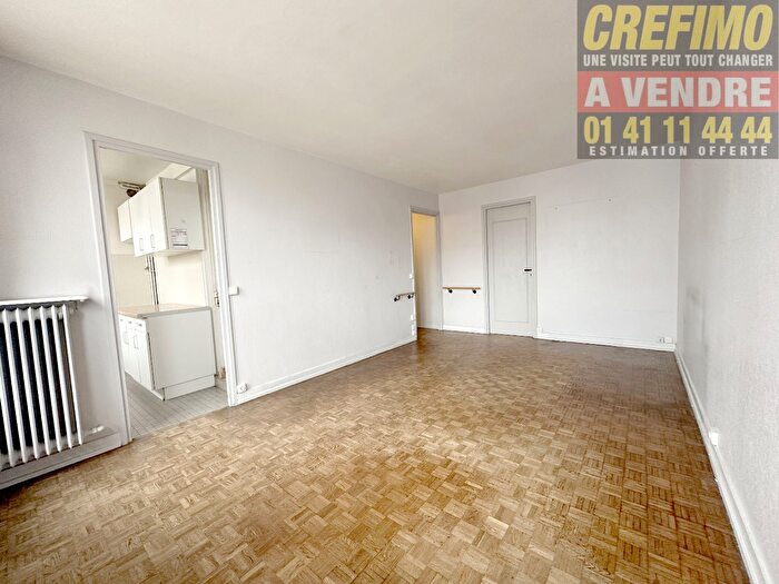 Appartement à vendre - Asnières-sur-Seine, Centre-ville - 3 pièces - 2 chambres