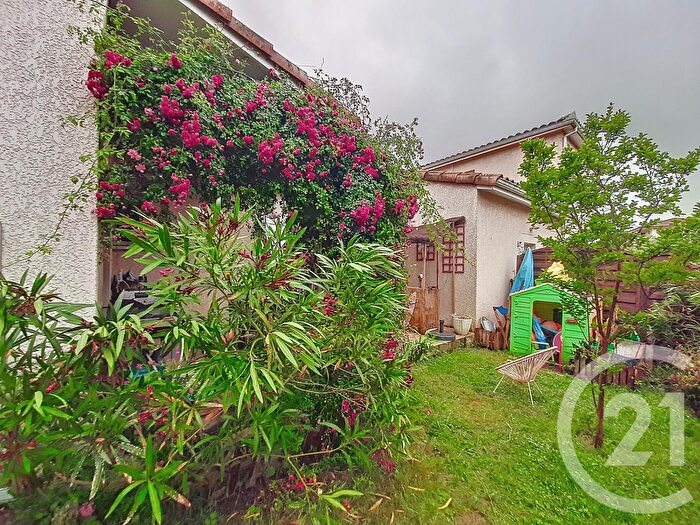 Maisons à vendre et appartements à louer - 1