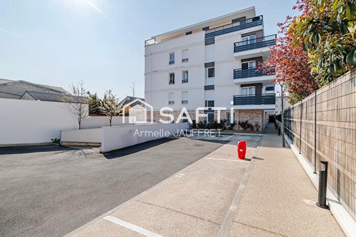 Montmagny, Centre-ville, Carrières - Appartement 3 pièces à vendre