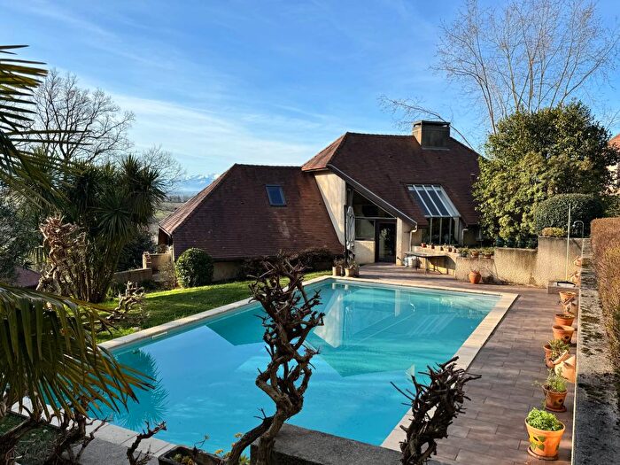 Maison à vendre - Montardon - 6 pièces - 4 chambres