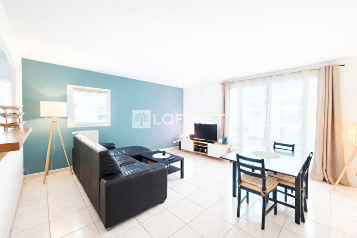 Appartement à vendre - Saint-Ouen-lAumône, Val de Liesse - 4 pièces - 3 chambres