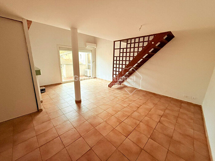 Appartement à louer - Sorgues, Centre-ville - 2 pièces - 1 chambre