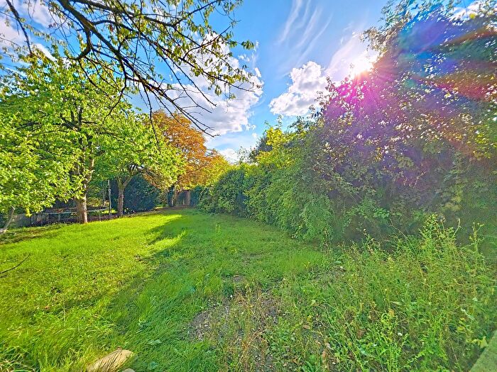 Maison à vendre - Rosny-sous-Bois, Les Changis - 9 pièces - 6 chambres