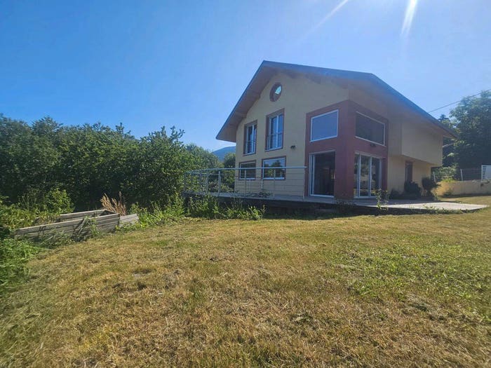 Maison 6 pièces à Vaulnaveys-le-Bas, à louer