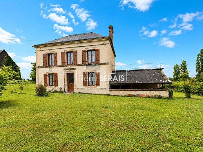 Maison 5 pièces à Le Bourg-Saint-Léonard, à louer