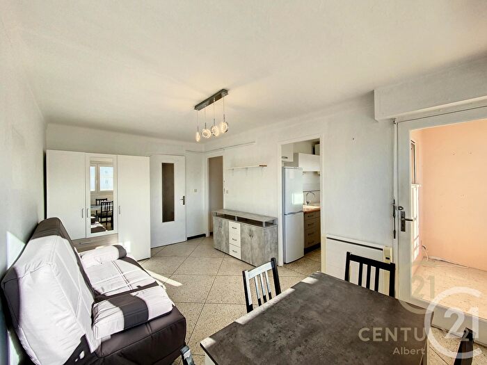 Appartement à louer - Antibes, Antibes-les-Pins, Trianon, Le Fournel, Peyregoue - 1 pièce