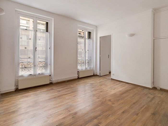 Paris 19ème, Secrétan, Jaurès - Appartement 3 pièces à louer