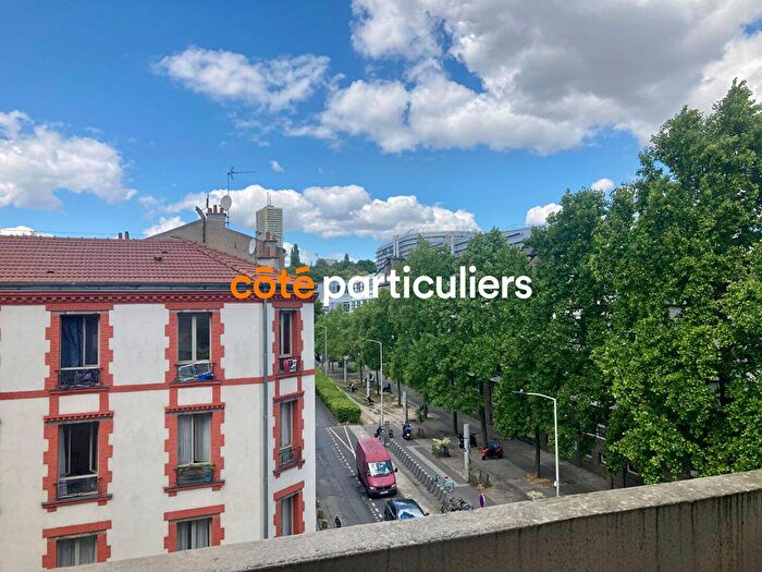 Appartement 4 pièces à Bas Montreuil-République, à louer