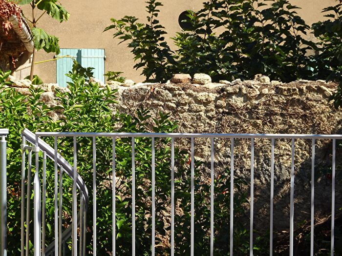 Appartement à louer - Capestang - 4 pièces - 2 chambres