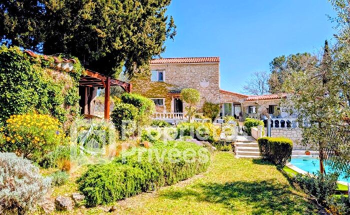 Maison 4 pièces à Montauroux, à vendre