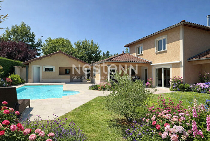 Maison 6 pièces à Tassin-la-Demi-Lune, à vendre