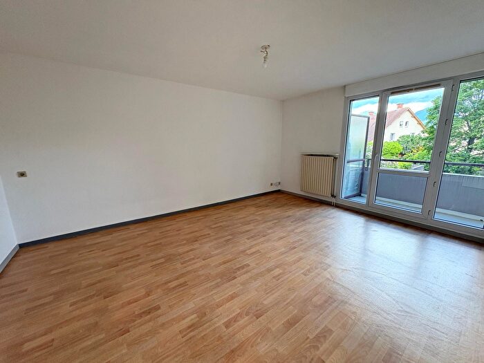 Appartement à louer - Grenoble, Alliés, Alpins - 2 pièces - 1 chambre