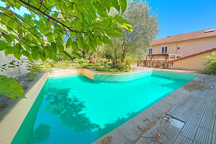 Maison à vendre - Feyzin - 5 pièces - 4 chambres