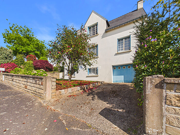 Maison à vendre - Briec - 7 pièces - 5 chambres