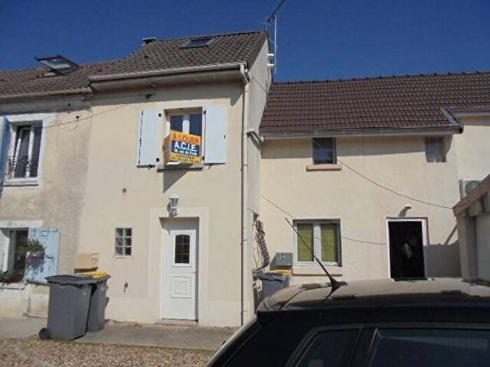 Maison 2 pièces à louer à Villeron