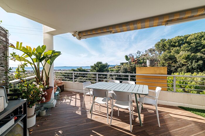 Saint-Laurent-du-Var, Jacquons, Plateaux Fleuris - Appartement 4 pièces à vendre