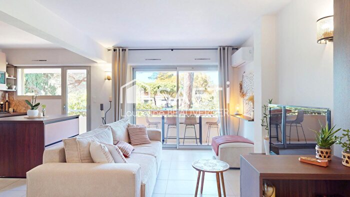 Appartement à vendre - Le Lavandou, Cavalière, Layet, Pramousquier - 2 pièces - 1 chambre