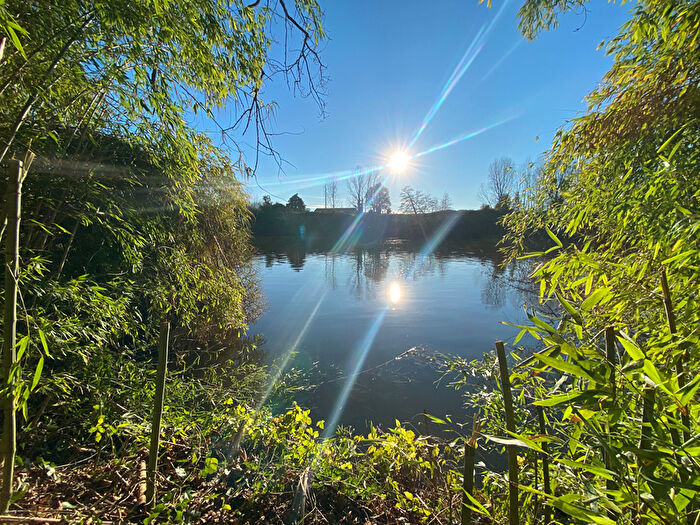 Maison à vendre - Casseneuil - 8 pièces - 6 chambres
