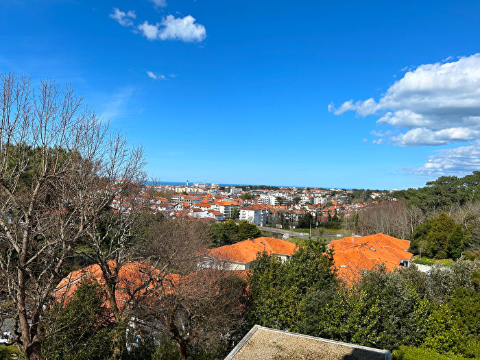 Appartement à vendre - Biarritz, Centre-ville Ouest - 4 pièces - 3 chambres