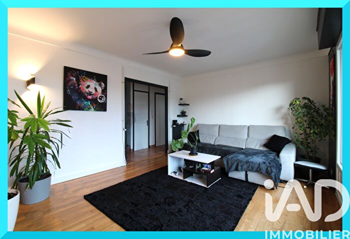 Appartement à vendre - Brive-la-Gaillarde, Centre-ville, Pont Cardinal, Champanatier - 3 pièces - 2 chambres