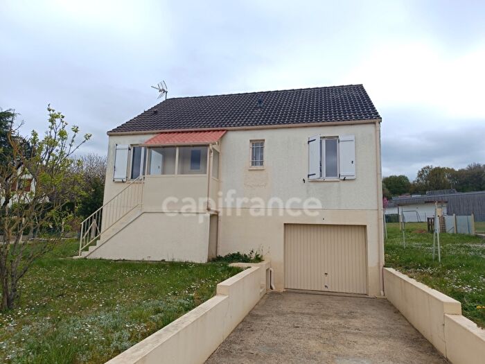 Villeneuve-sur-Yonne - Maison 4 pièces à vendre