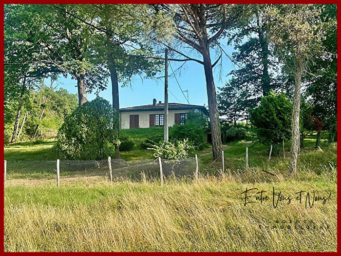 Sauveterre-de-Guyenne - Maison 5 pièces à vendre
