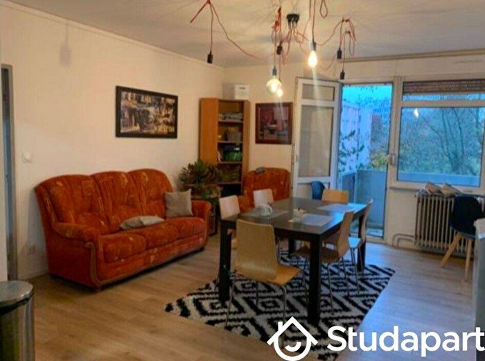 Appartement à louer - Neudorf Est Centre, Strasbourg - 1 pièce - 1 chambre