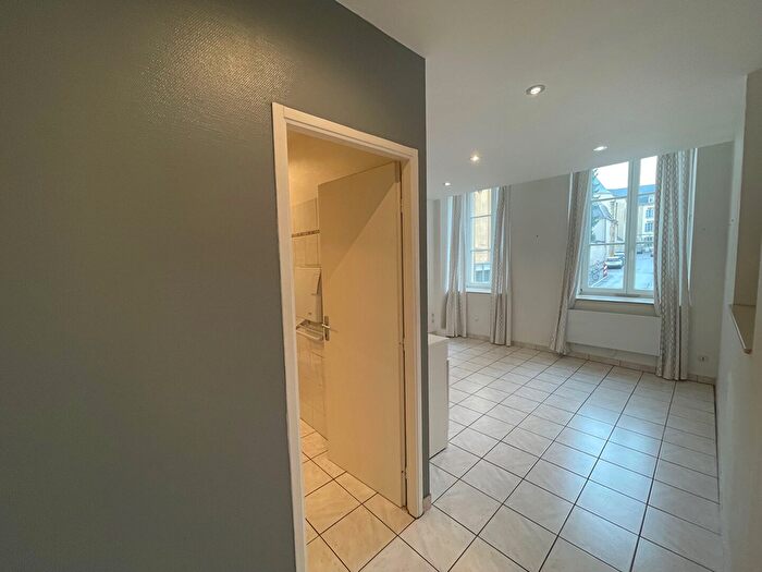 Metz, Ancienne ville : Appartement 1 pièce à louer