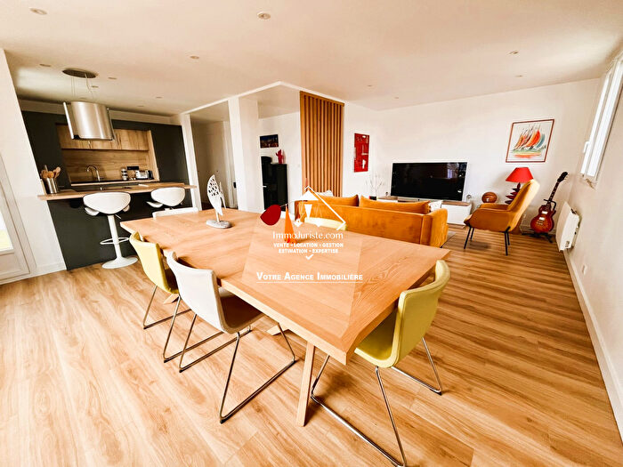 Appartement à vendre - Limoges, Aurence, Corgnac, Cité universitaire, Beaublanc - 4 pièces - 2 chambres