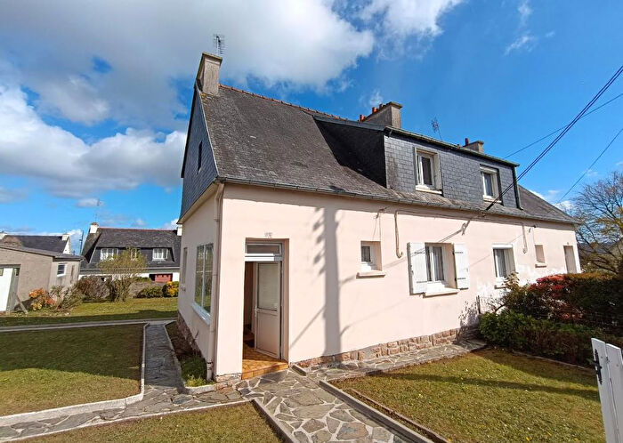 Châteauneuf-du-Faou - Maison 6 pièces à vendre
