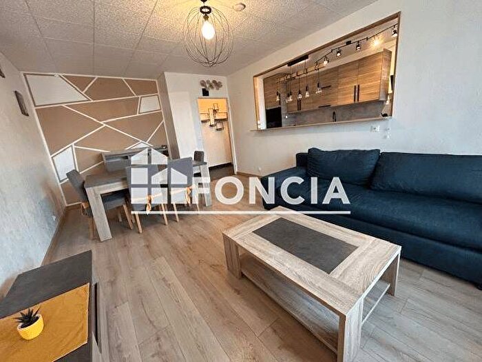 Appartement à louer - Bernard de Palissy, Villeneuve-Saint-Georges - 3 pièces - 2 chambres