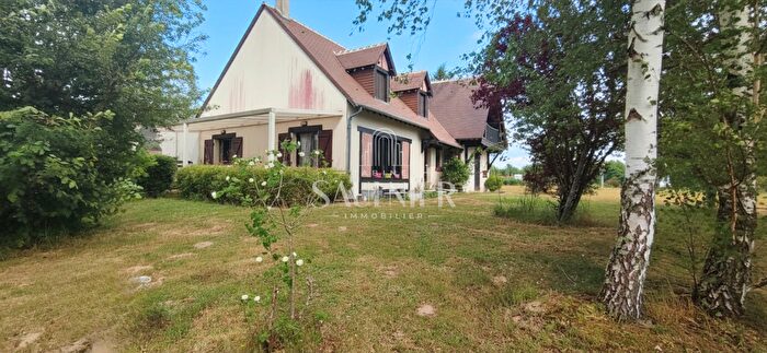 Neuvy : Maison 8 pièces à vendre