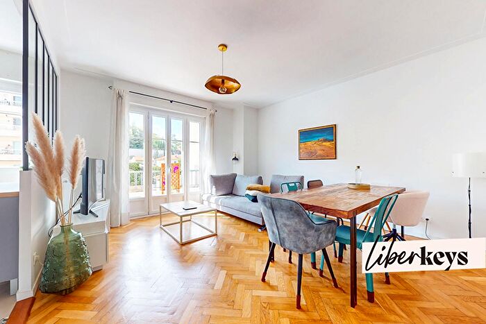 Appartement 2 pièces à Nice, Promenade des Anglais, Rue de France, à vendre