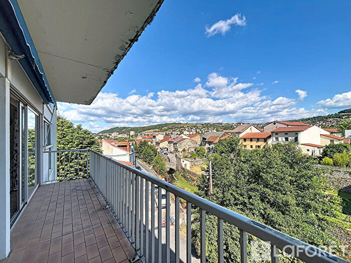 Appartement 4 pièces à Vals-près-le-Puy, à vendre