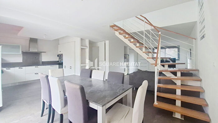 Maison à vendre - Vezin-le-Coquet - 5 pièces - 4 chambres