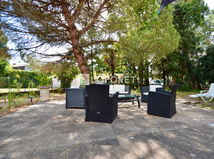 Maison à vendre - Royan, Le Parc, Plage de la Grande-Conche - 12 pièces - 5 chambres