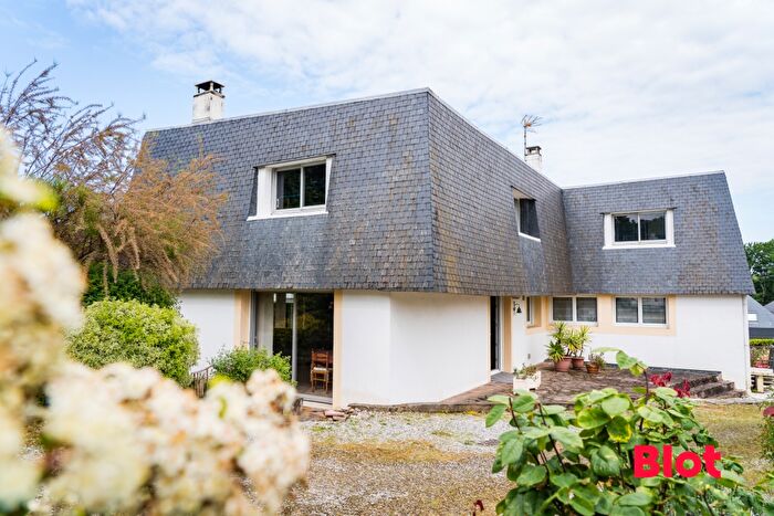 Pl meur, Keraude, Kerabus, Kerfichan : Maison 9 pièces à vendre