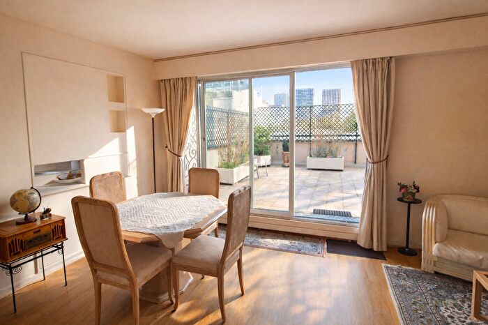 Appartement à vendre - Paris e , Auteuil-Nord, Jasmin, Mirabeau - 2 pièces - 1 chambre