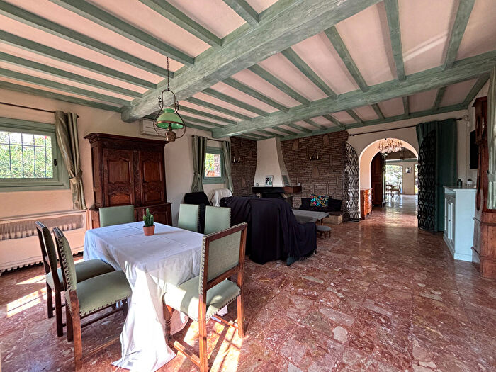 Maison à vendre - Saint-Raphaël, Plateau Notre-Dame - 10 pièces - 8 chambres