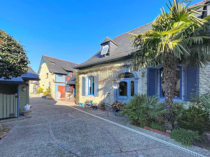 Maison à vendre - Arcizac-Adour - 6 pièces - 4 chambres